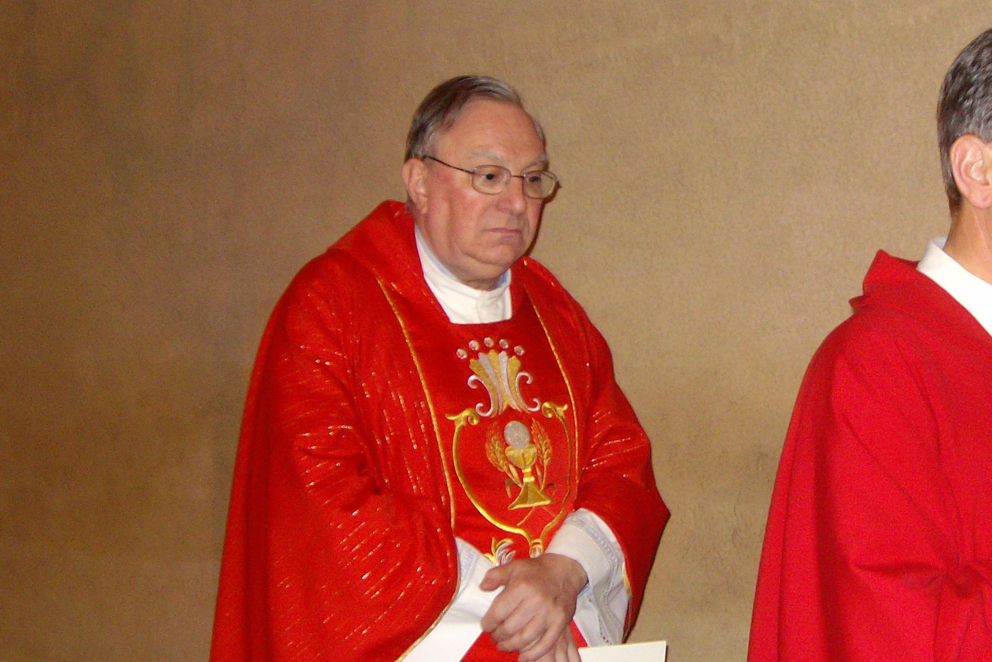 FUNERALE DI DON PATRICK | Comunità Pastorale Divina Misericordia